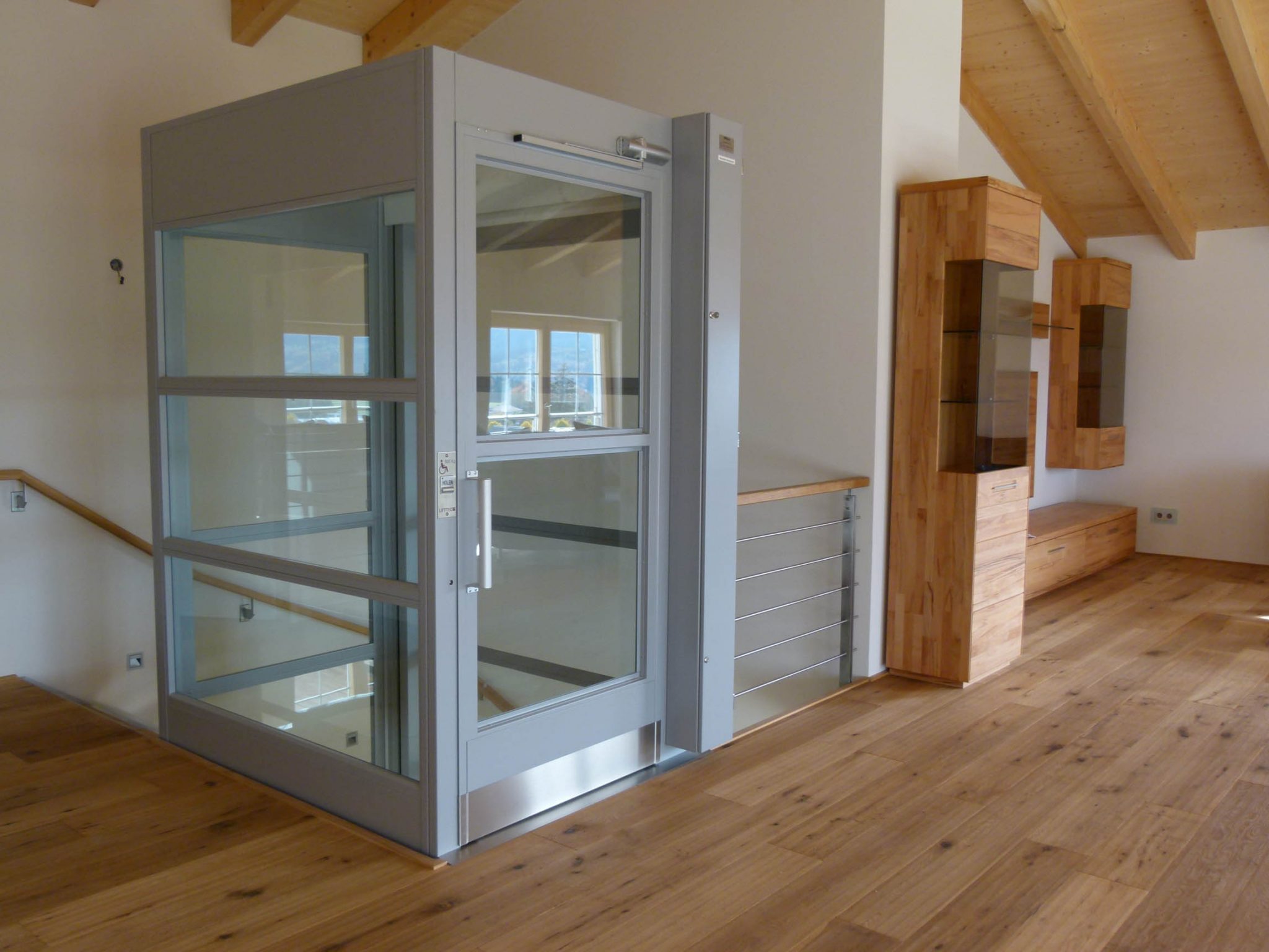 The ultimate guide to platform lift solutions